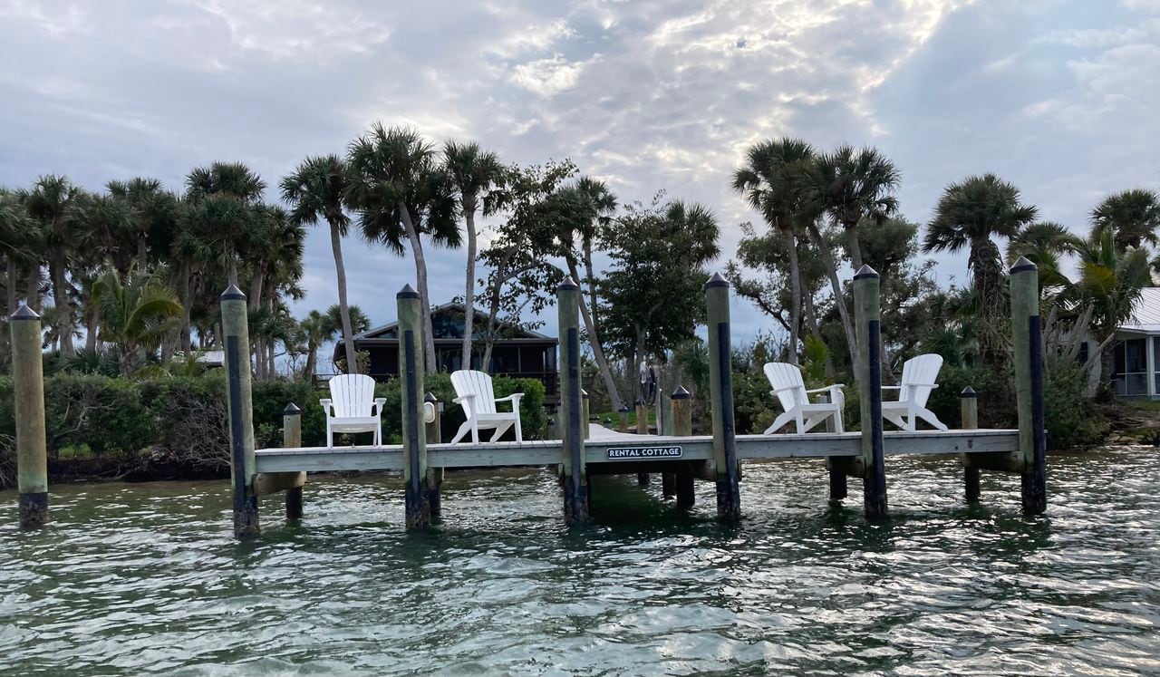Overnight on Cabbage Key, for a cheeseburger (and more) in old-Florida ...